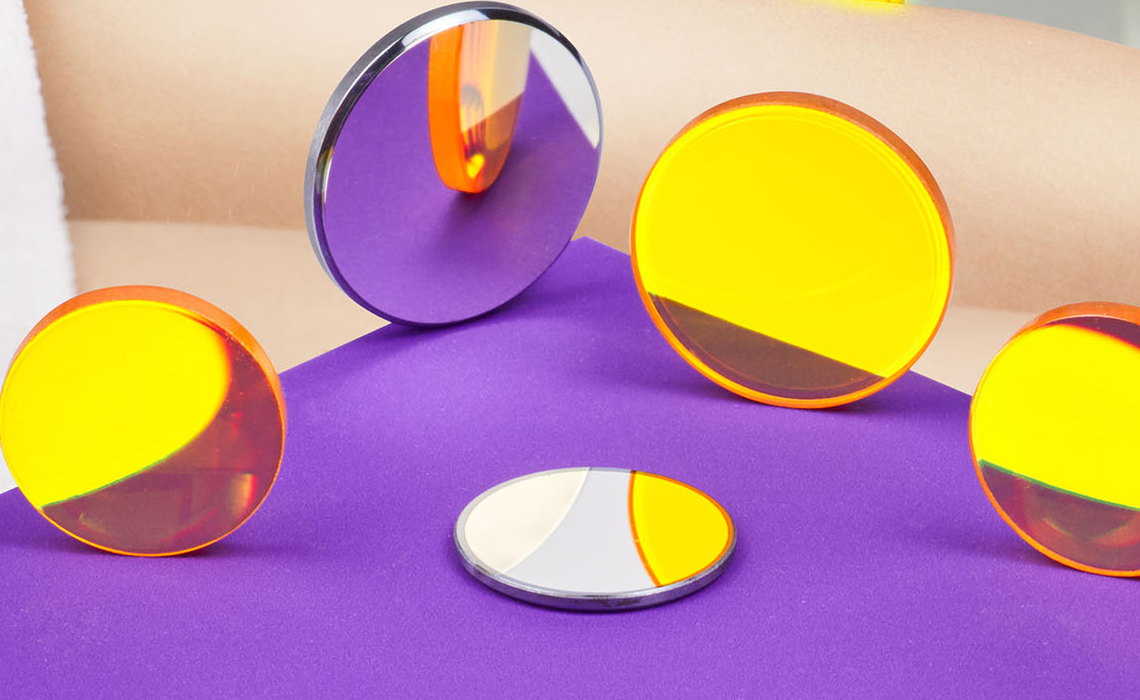 Total Reflectors Archives - Laser Research Optics